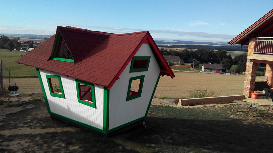 Kids Crooked House Plans