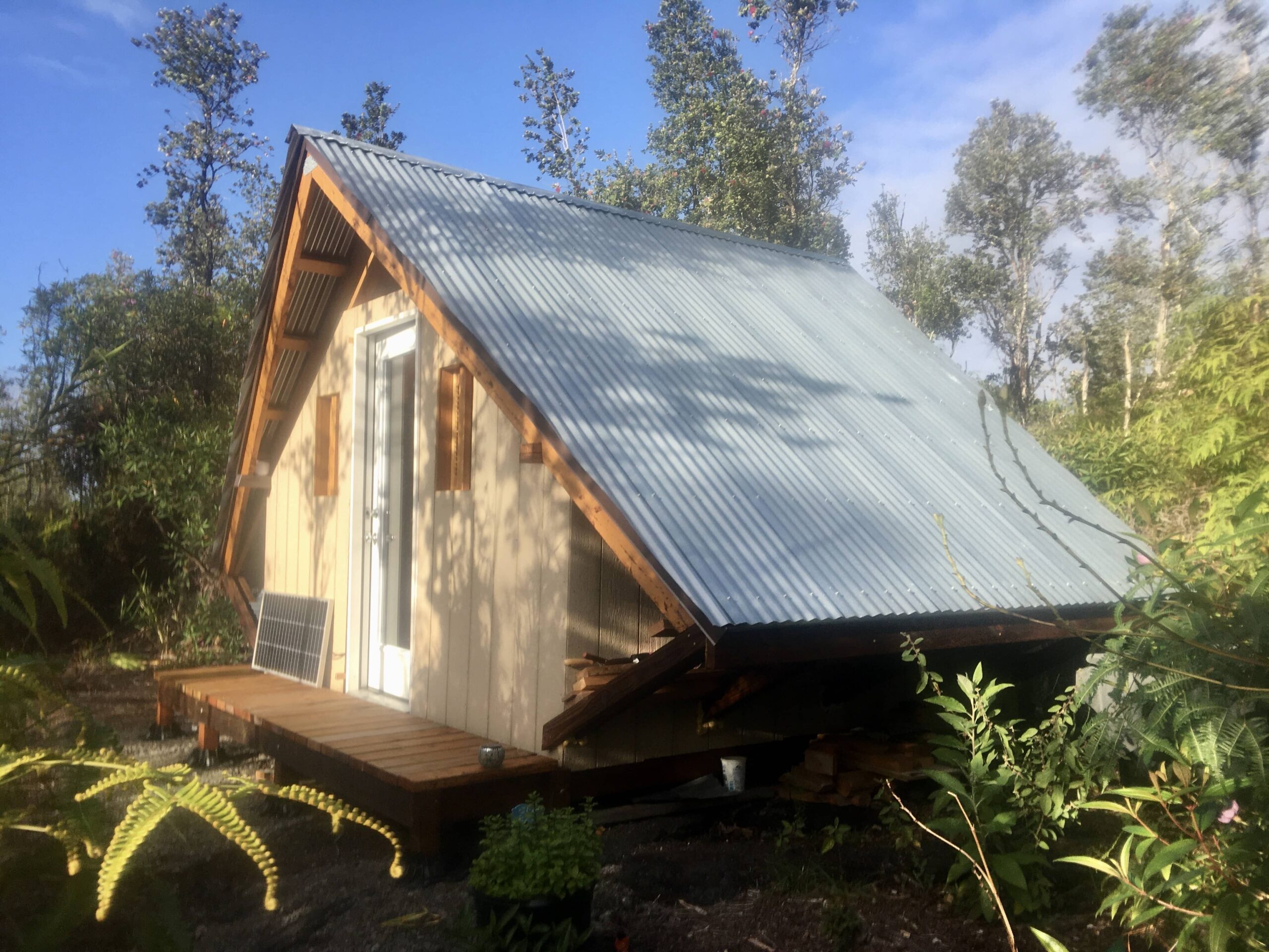 DIY Cabin Leah Report: Progress on My Self-Built Retreat - Small Wooden ...